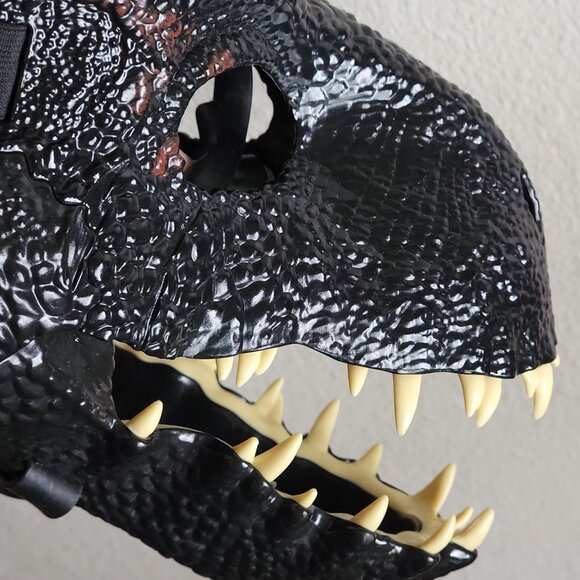 Mattel | Costumes | Jurassic World Indoraptor Kids Mask By Mattel ...